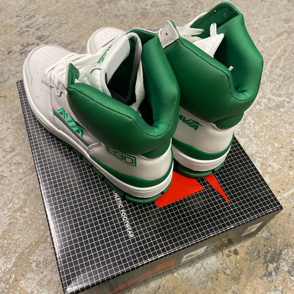 Avia | Shoes | New Avia 83 Retro Sz 15 Throwback Whitegreen High ...